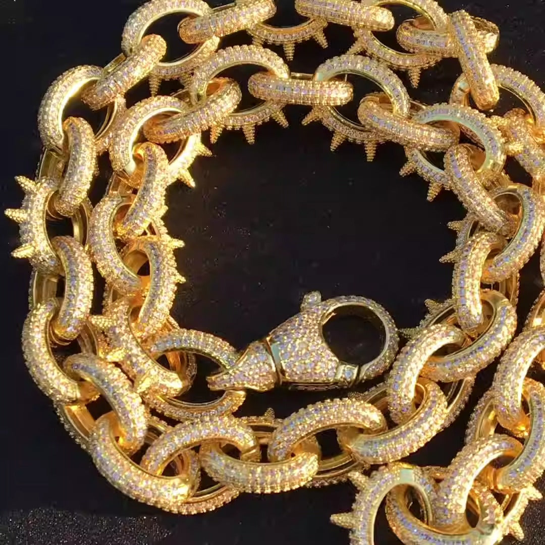 Playboi Carti-Inspired Spiked Links Necklace Rapper Chain